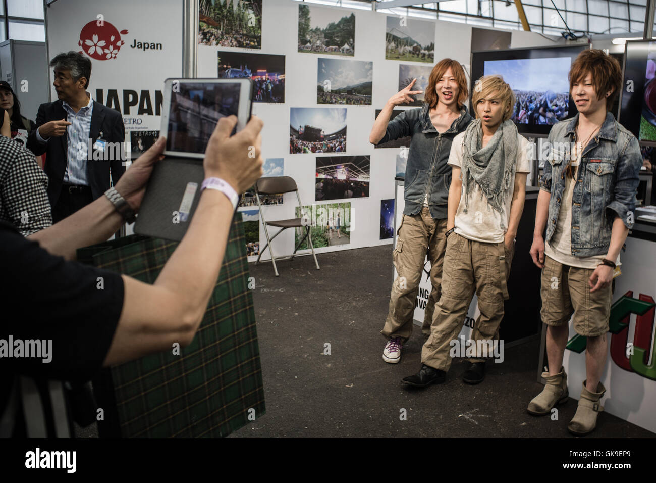 Pop band japan hi-res stock photography and images - Alamy
