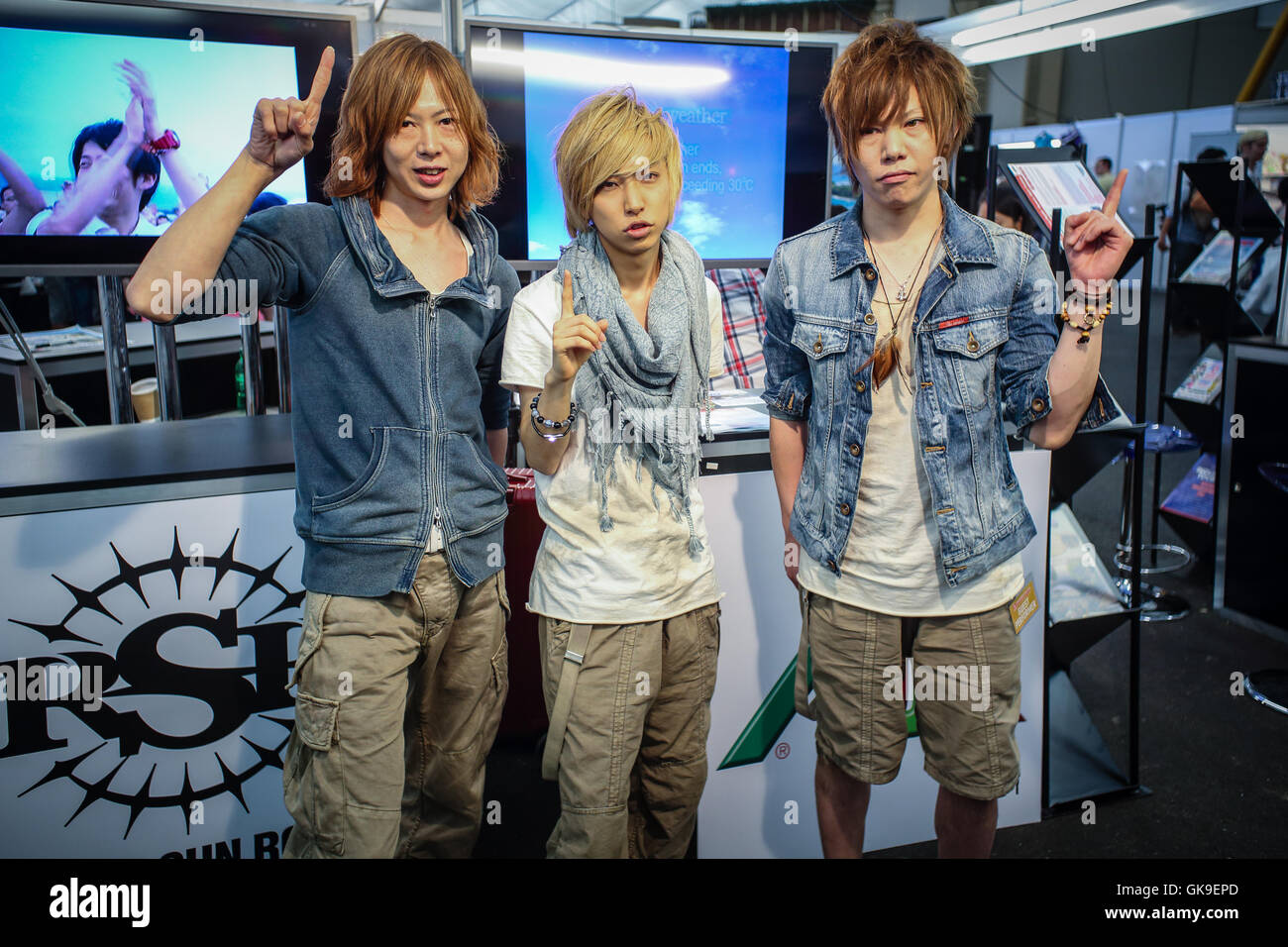 Pop band japan hi-res stock photography and images - Alamy