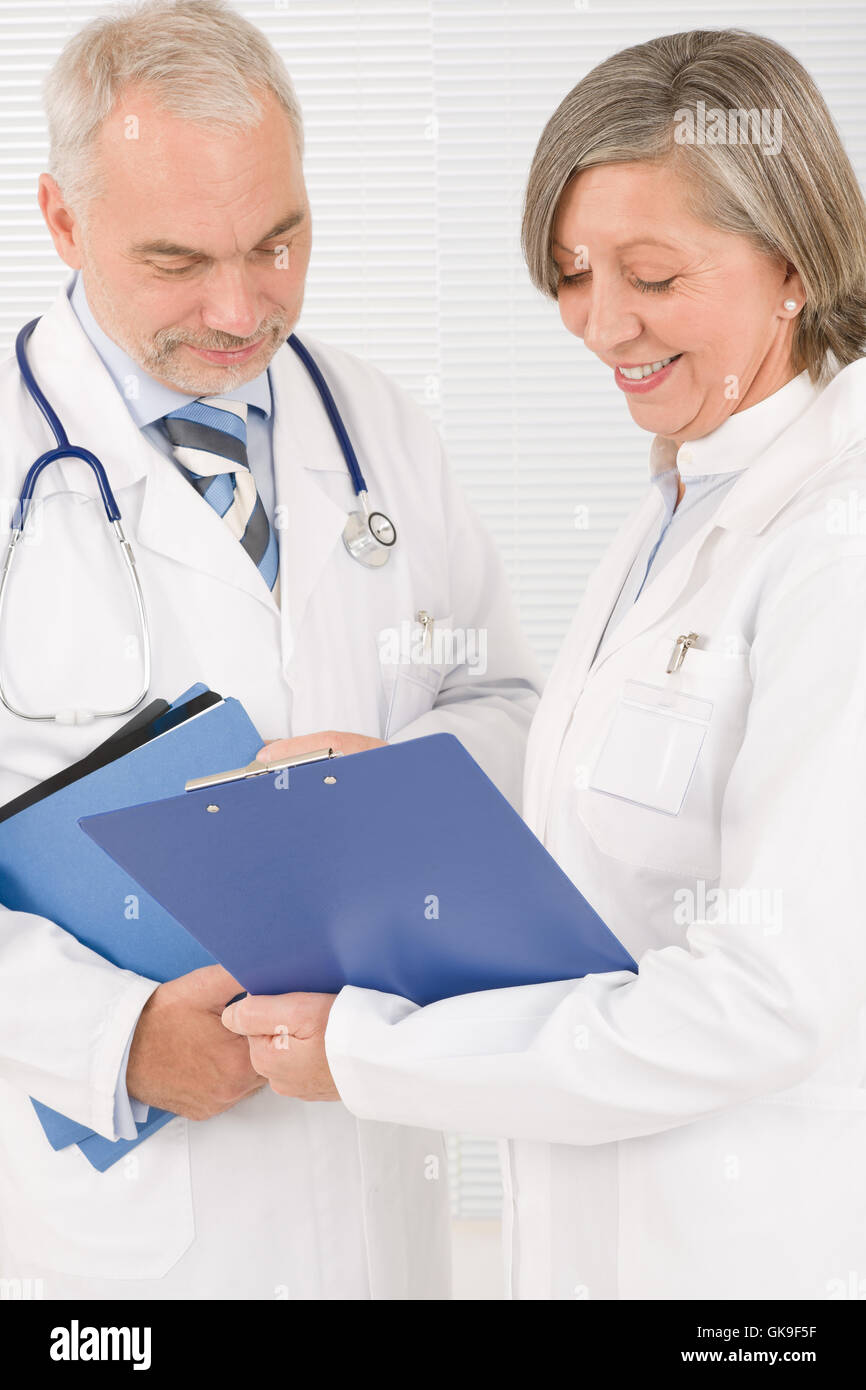 doctor physician medic Stock Photo - Alamy