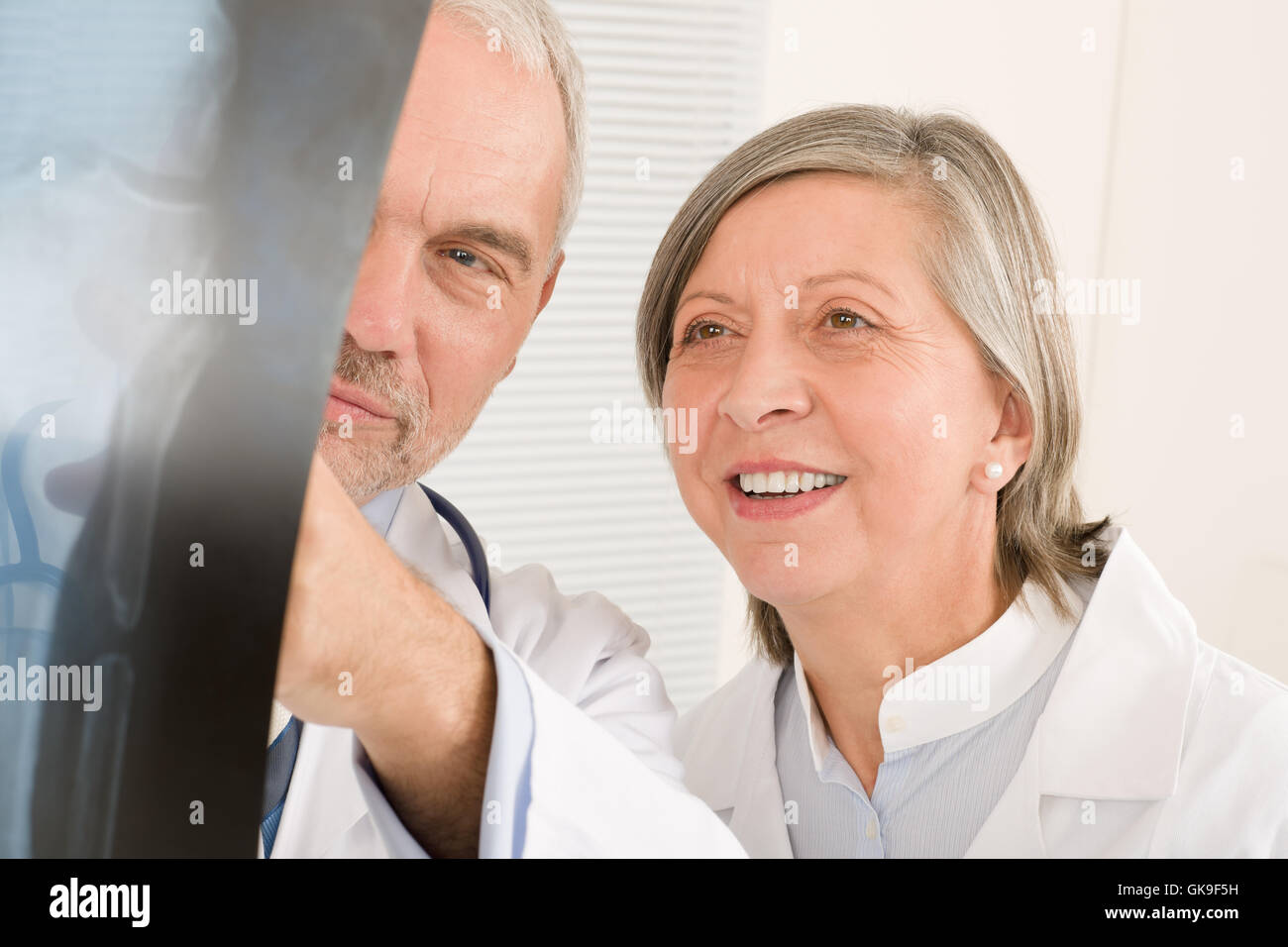 doctor physician medic Stock Photo - Alamy
