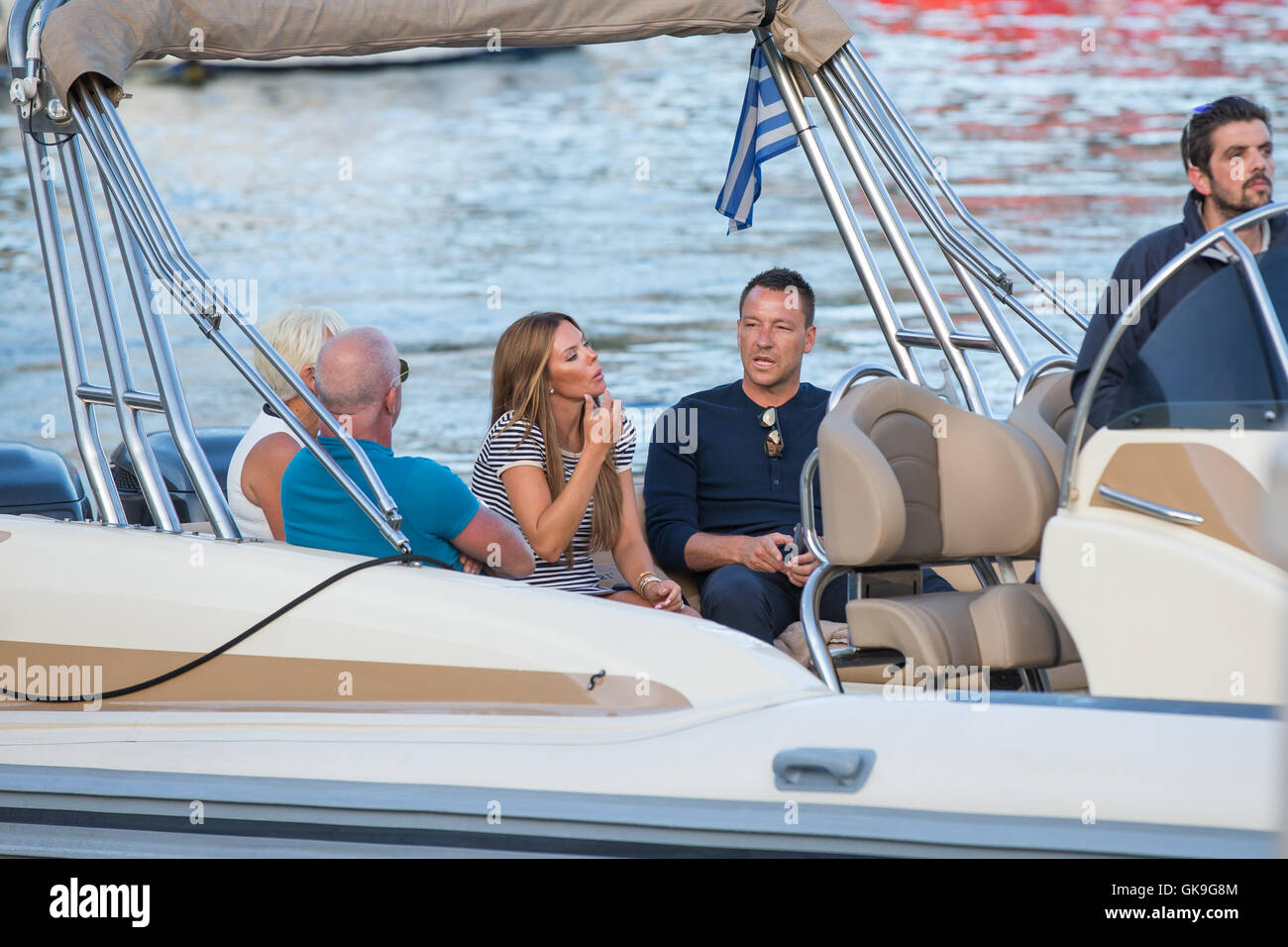 Chelsea footballer John Terry, wife Toni Terry and Terry's parents Alan ...