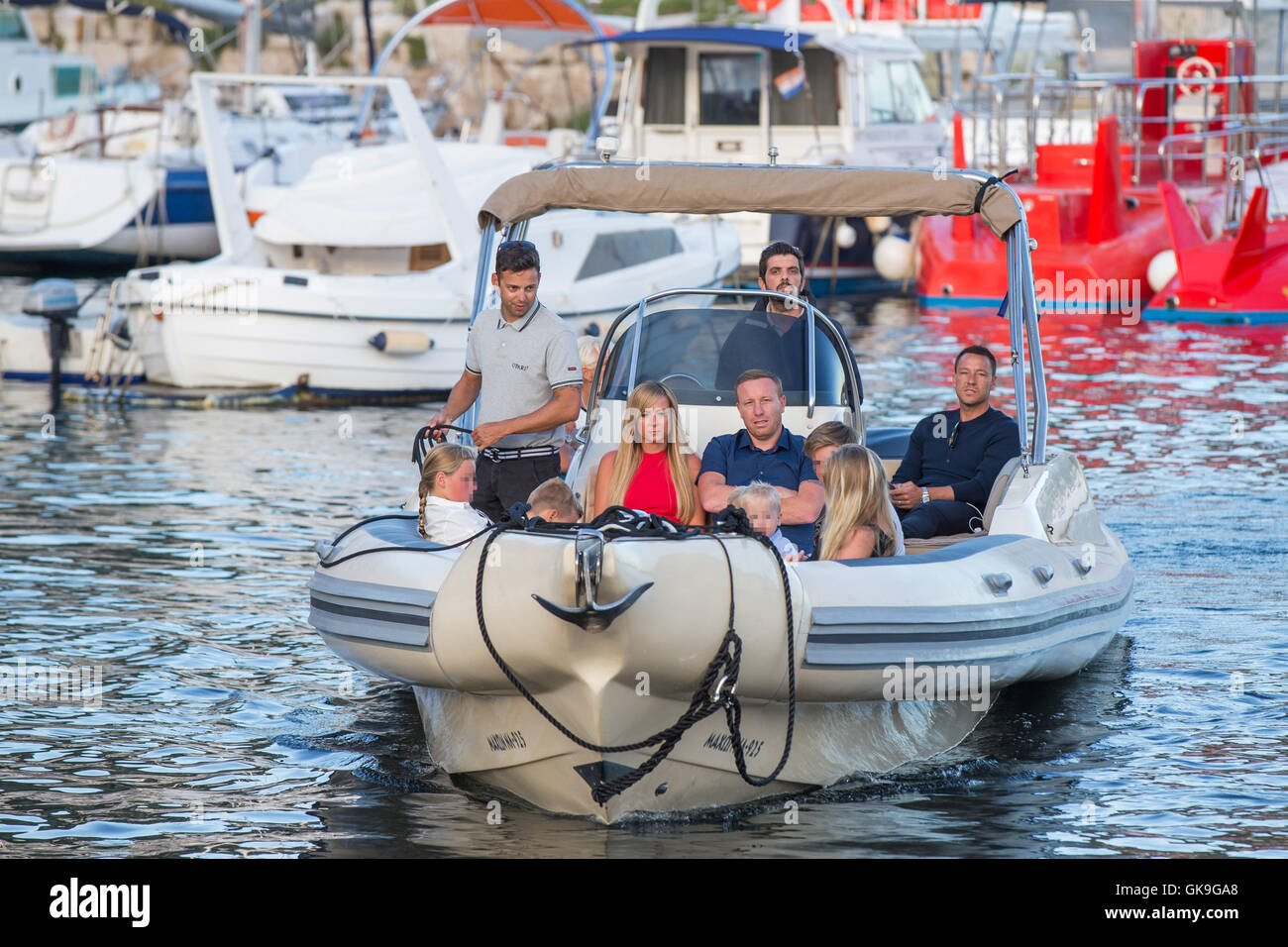 Chelsea footballer John Terry, wife Toni Terry and Terry's parents Alan ...