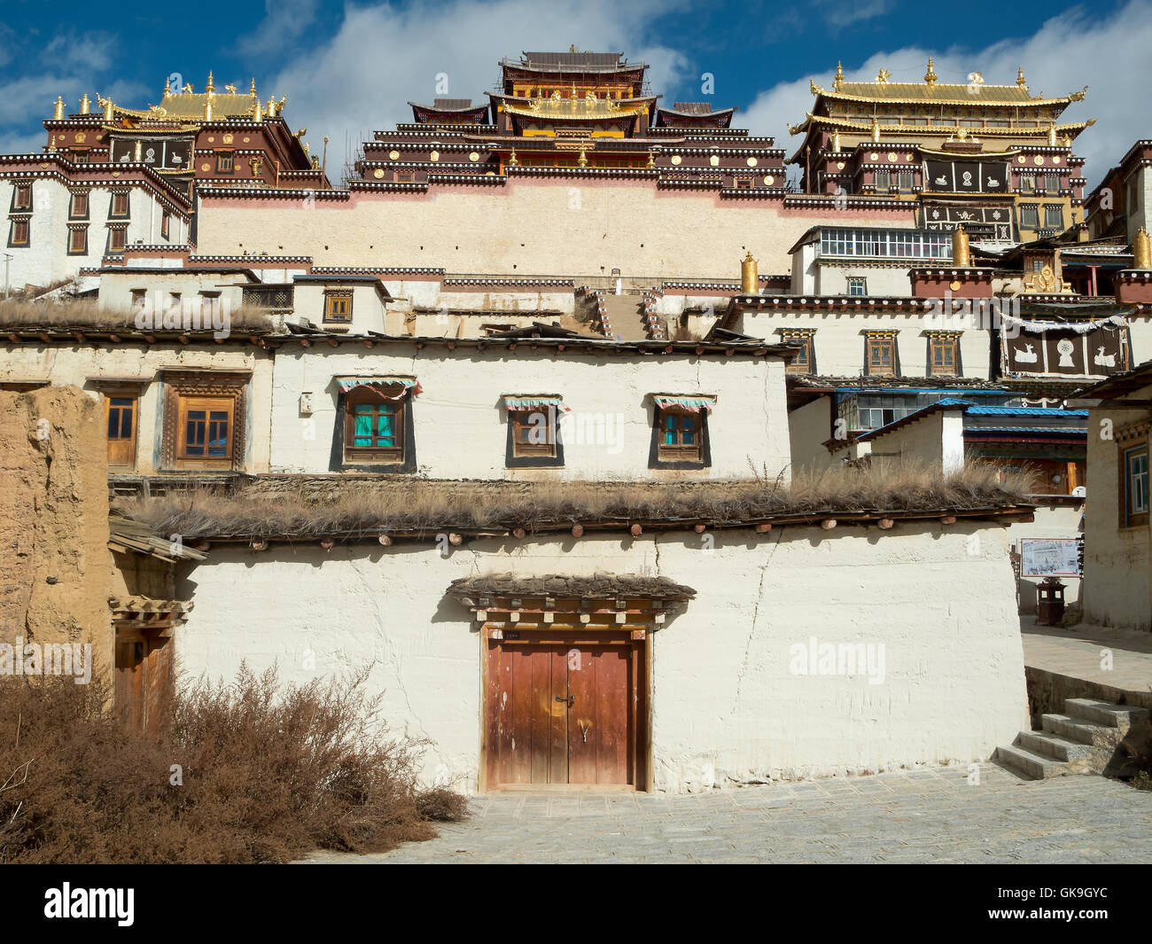 Shangrila china zhongdian hi-res stock photography and images - Alamy
