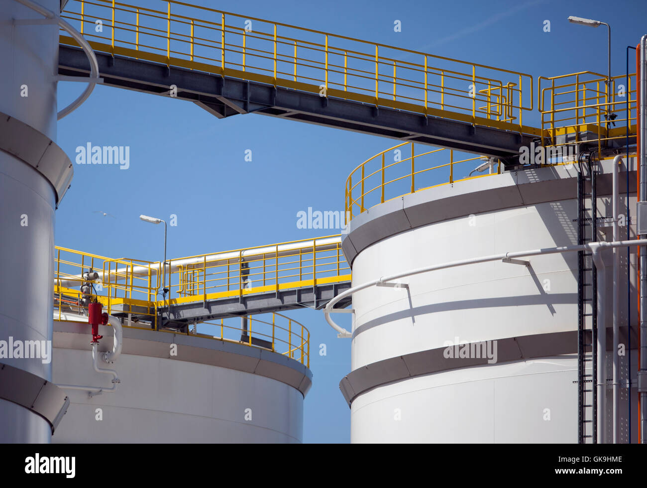 Silver tanks hi-res stock photography and images - Alamy