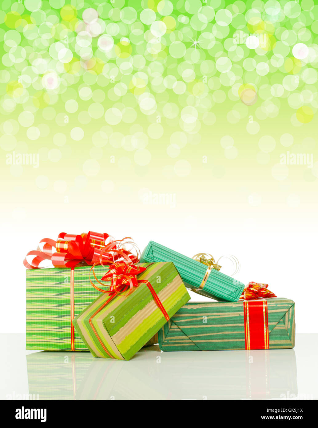 present objects holiday Stock Photo - Alamy