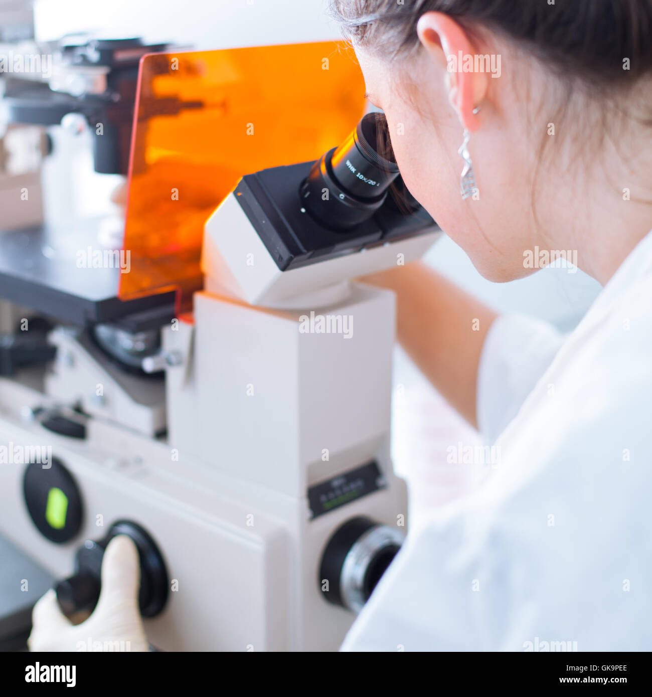 Science laboratory center hi-res stock photography and images - Alamy