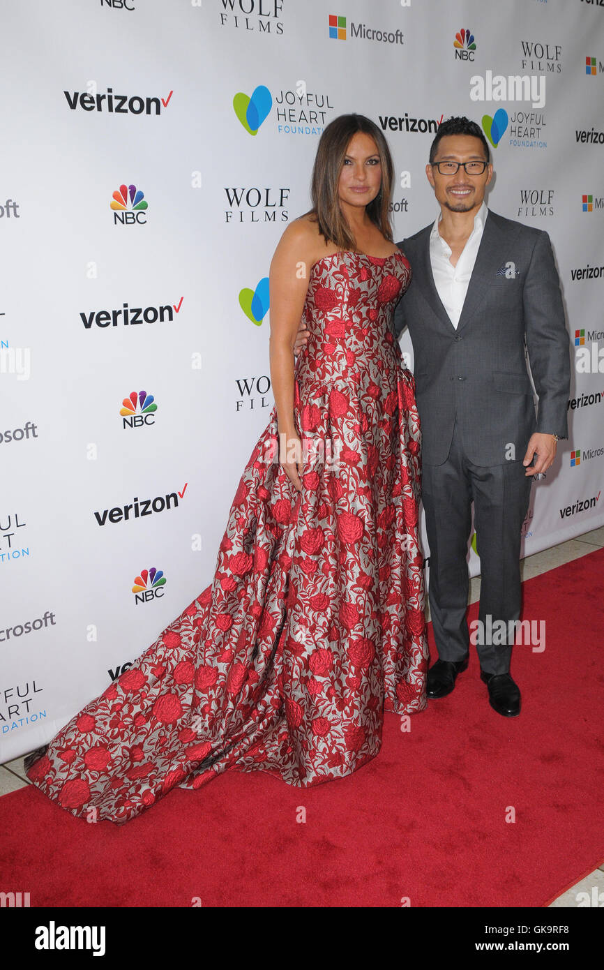 Joyful Heart Foundation's 2016 Joyful Revolution Gala - Red Carpet ...