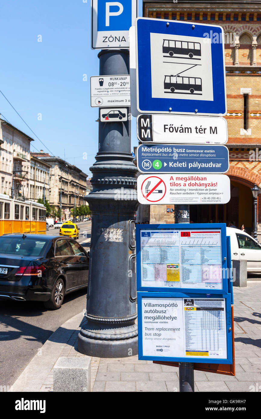 Bus sign budapest hi-res stock photography and images - Alamy