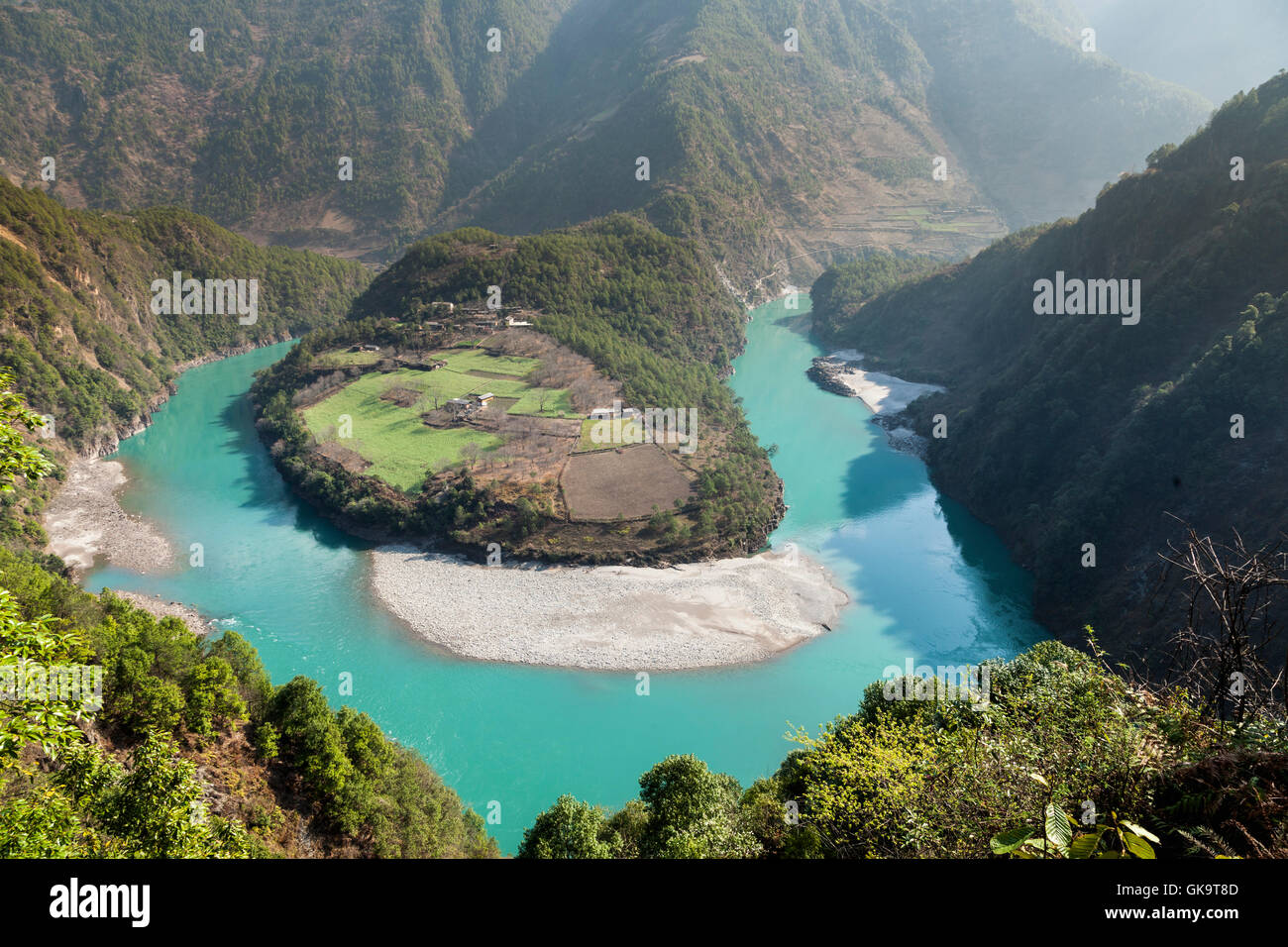 Nu river china hi-res stock photography and images - Alamy