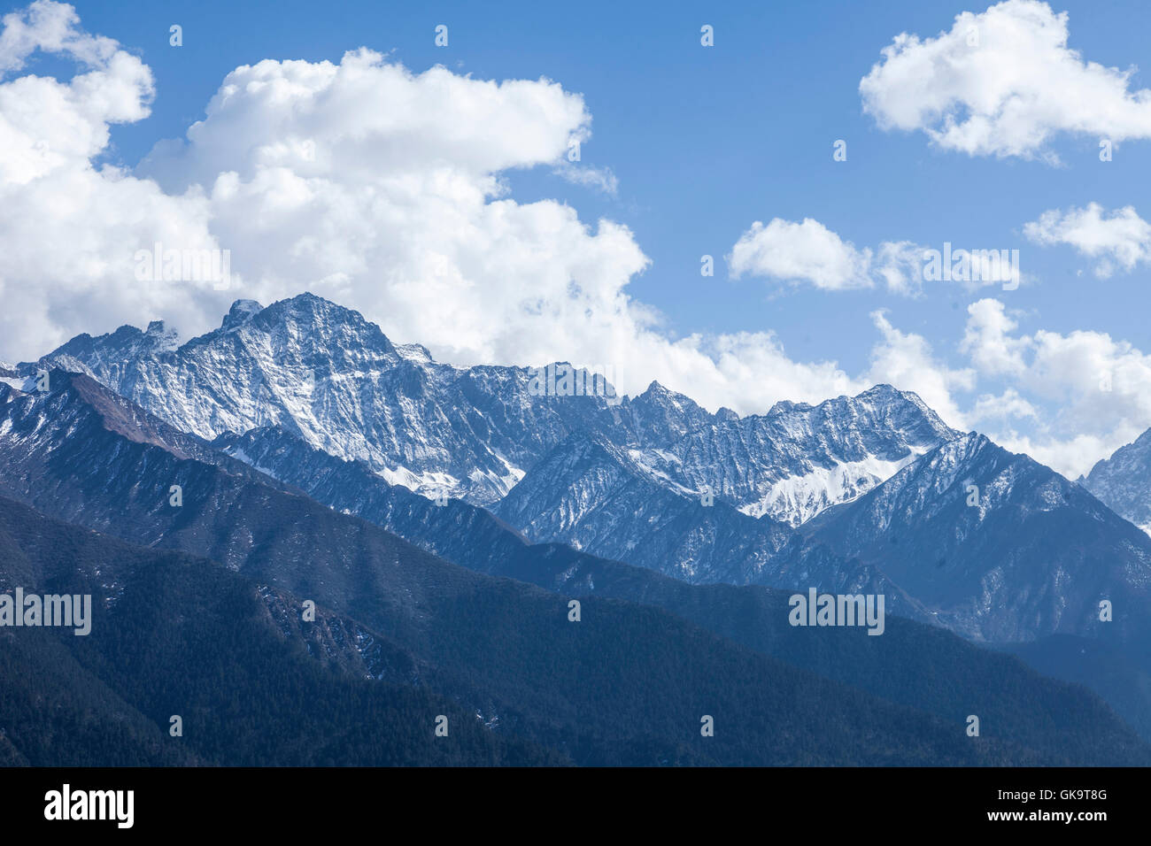 Balang Mountain High Resolution Stock Photography and Images - Alamy