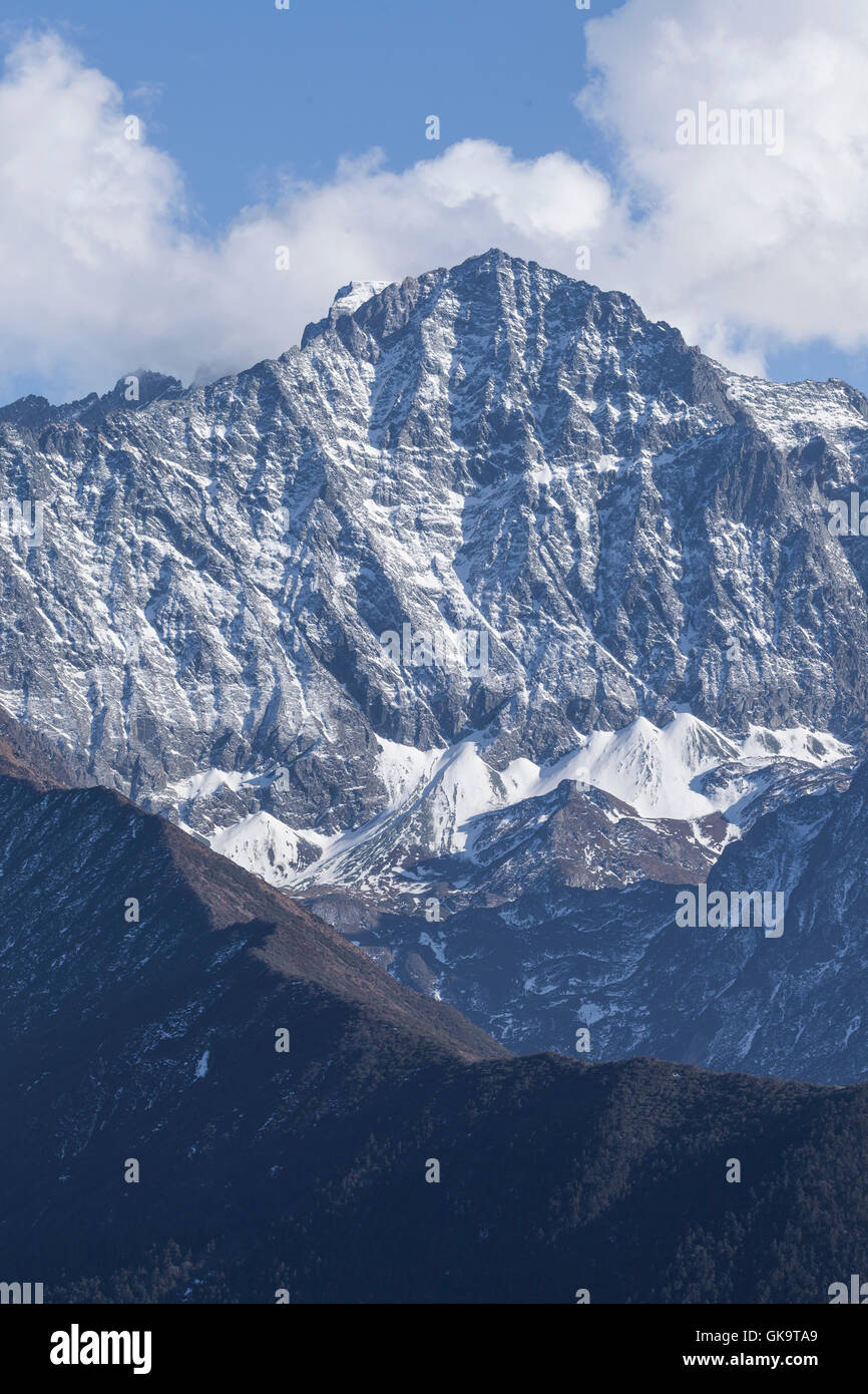Balang Mountain High Resolution Stock Photography and Images - Alamy