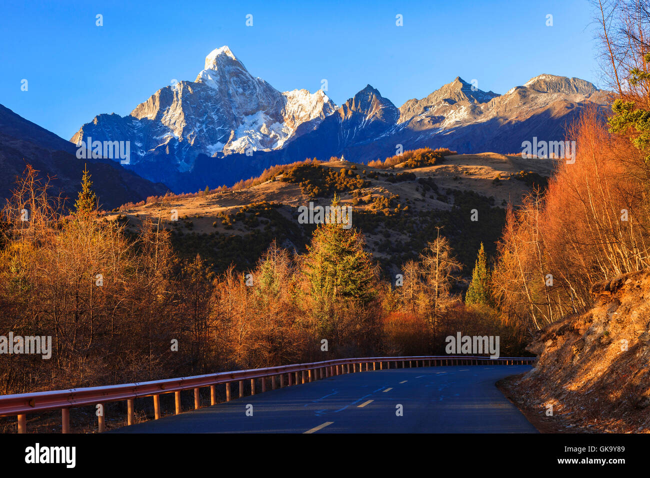 Siguniang Mountain in Sichuan Stock Photo - Alamy