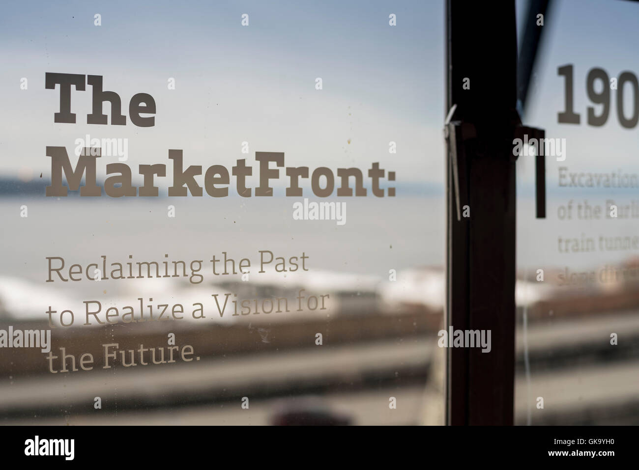 Show text on windows Stock Photo - Alamy