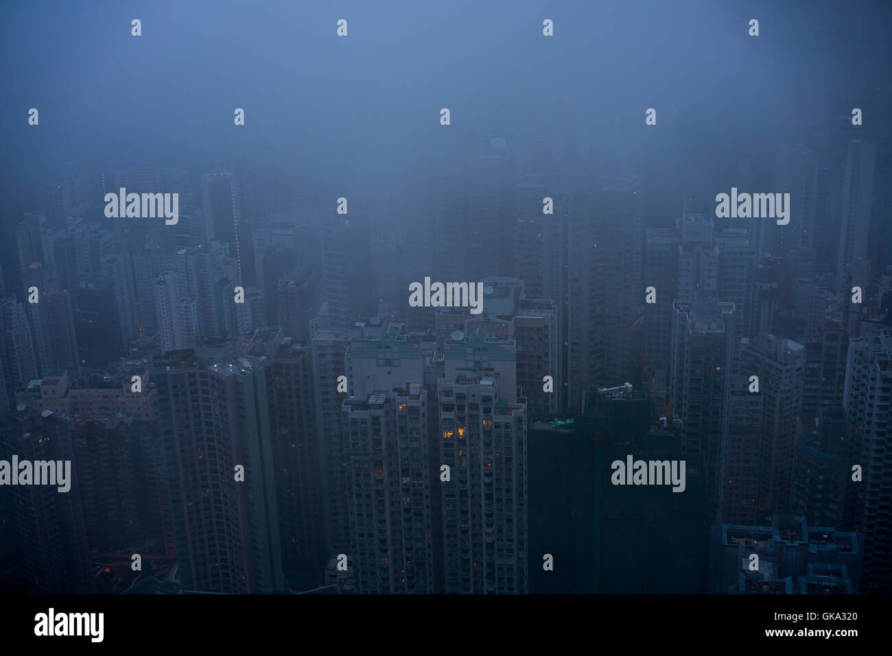 Hong Kong crowded housing Stock Photo - Alamy