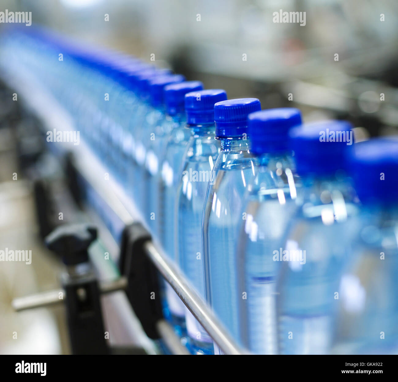 Automated line bottling drinking hi-res stock photography and images ...