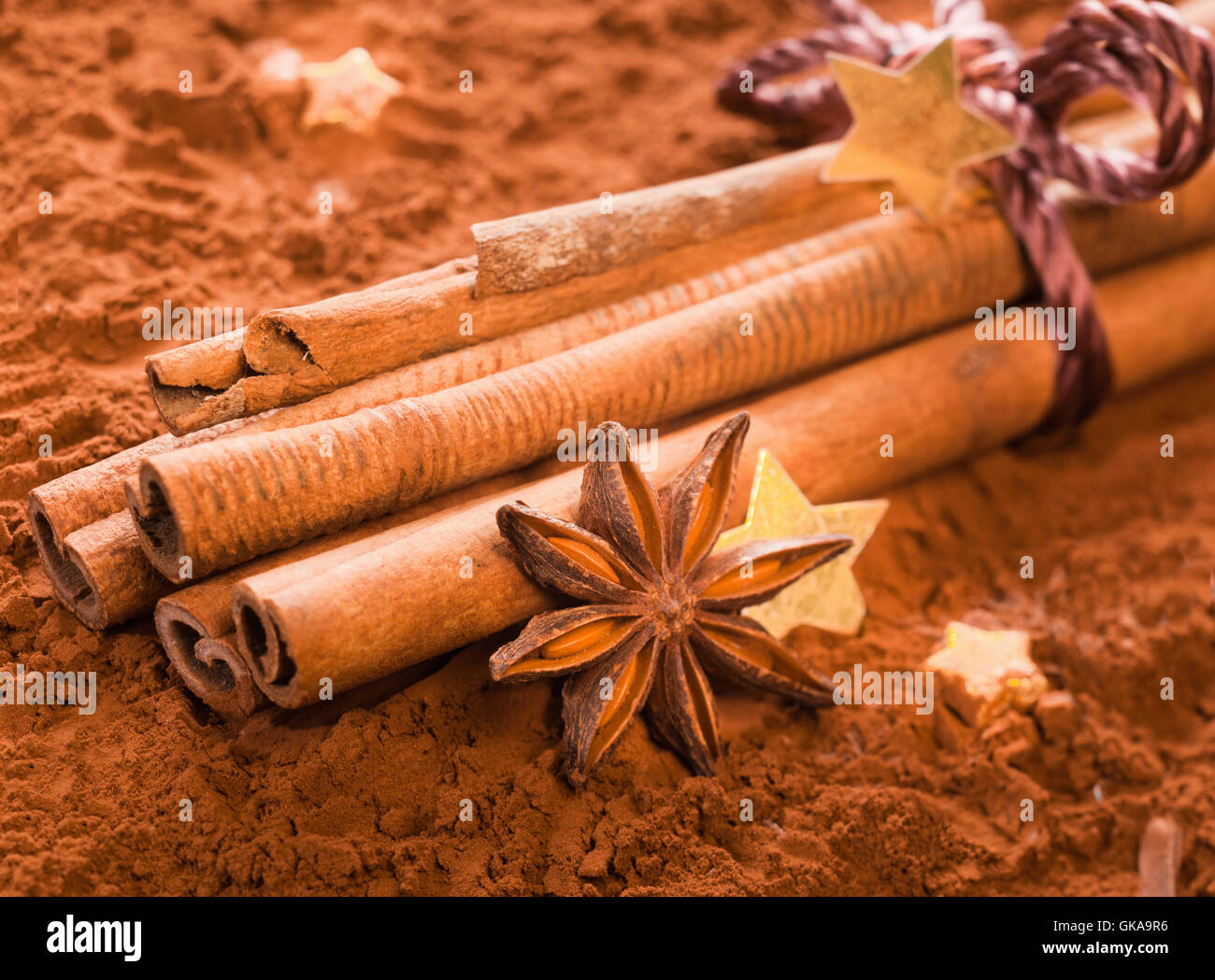 Image of cinnamon powder hi-res stock photography and images - Alamy