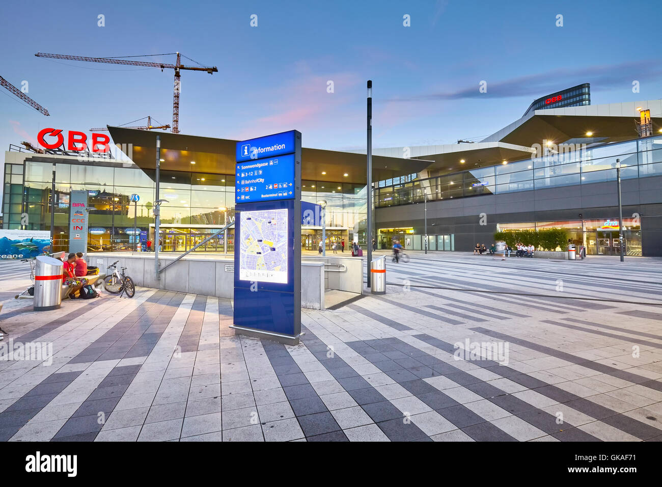 Entrance to the Wien Hauptbahnhof, main railway station in Vienna at ...