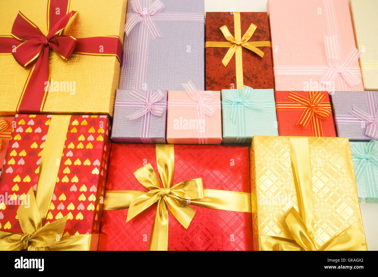 present isolated holiday Stock Photo - Alamy