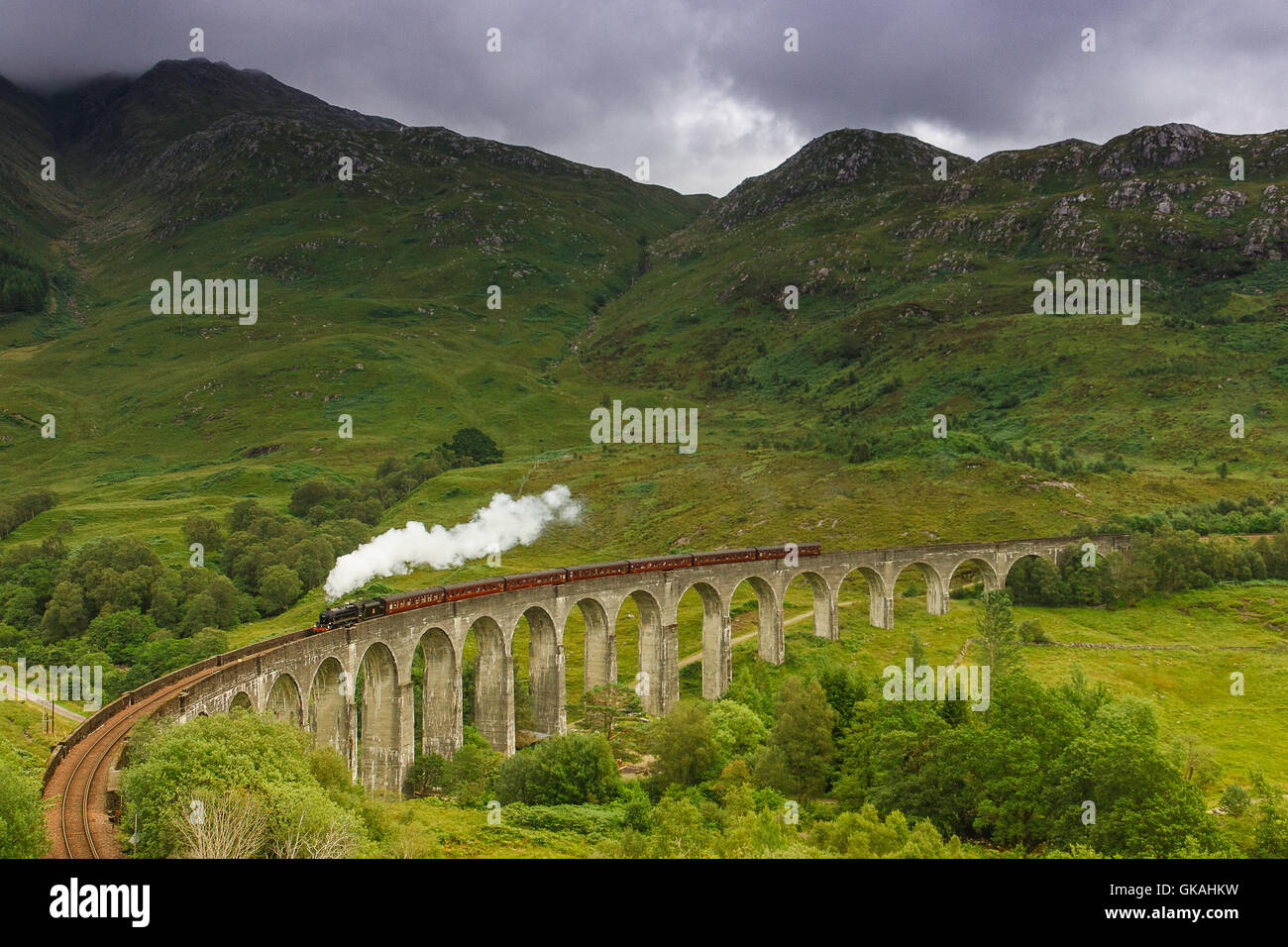 the jacobite steam train at glenfinnan Stock Photo - Alamy