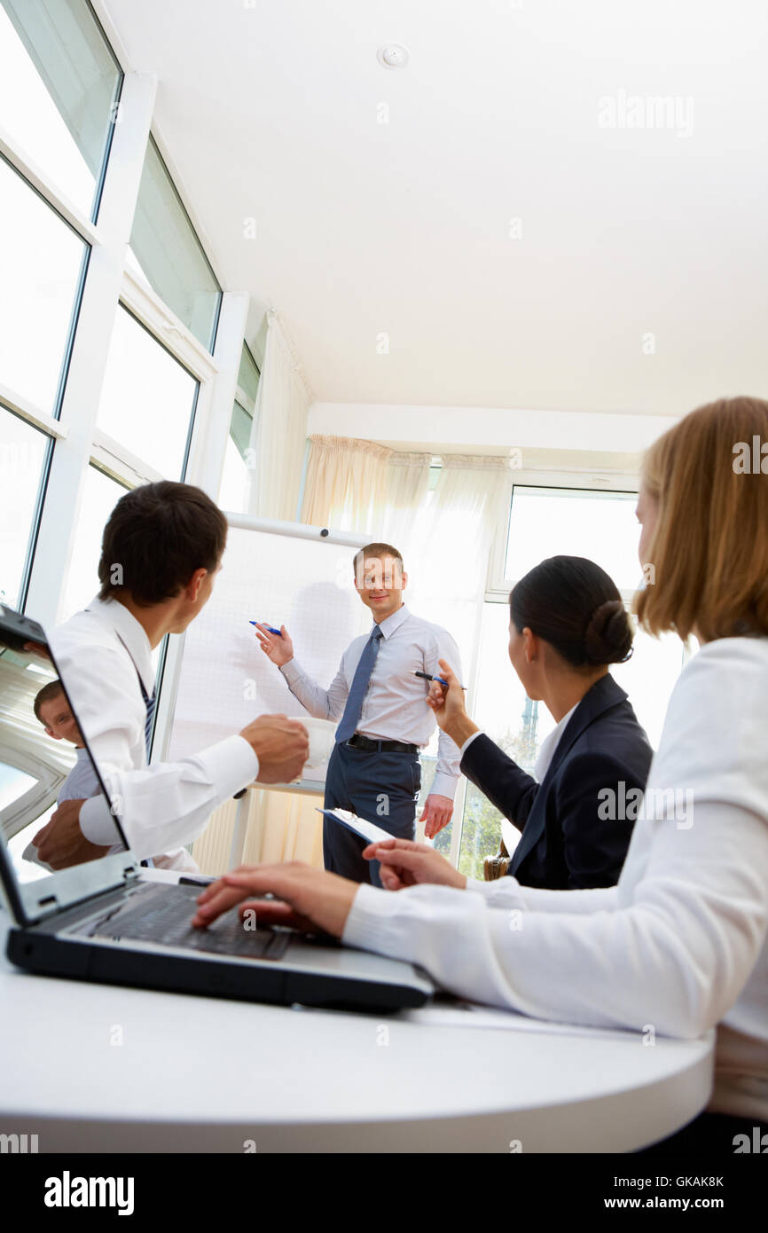 talk speaking speaks Stock Photo - Alamy