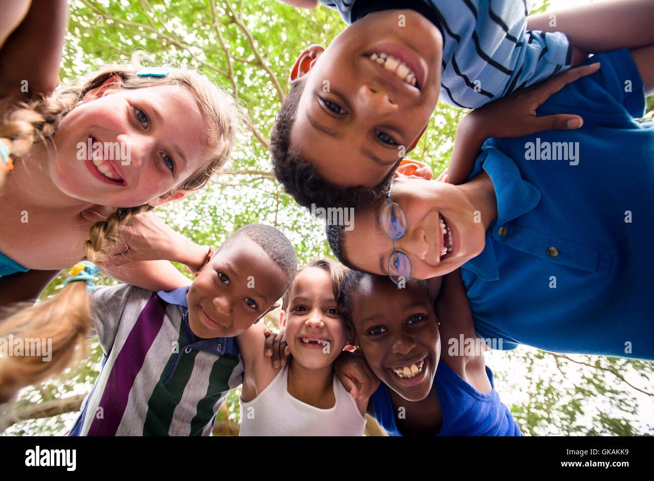 laugh laughs laughing Stock Photo - Alamy