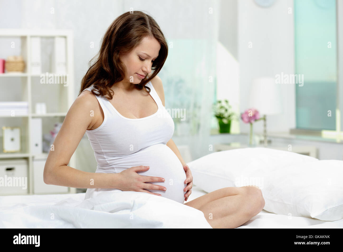 woman wait waiting Stock Photo - Alamy