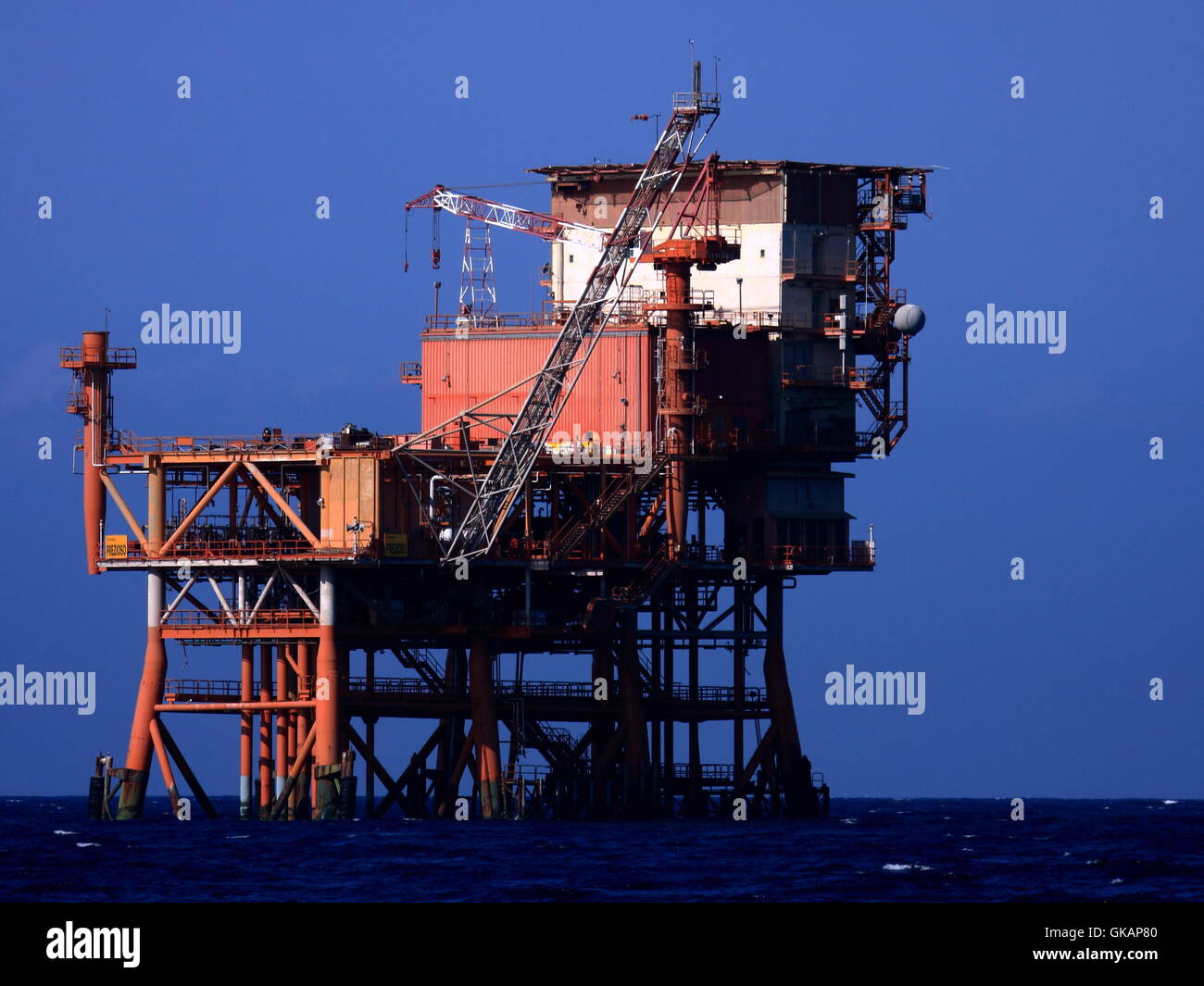 Petrol rig hi-res stock photography and images - Alamy