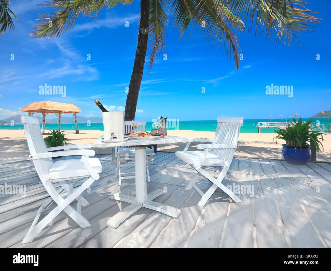 Luxury holiday location hi-res stock photography and images - Alamy