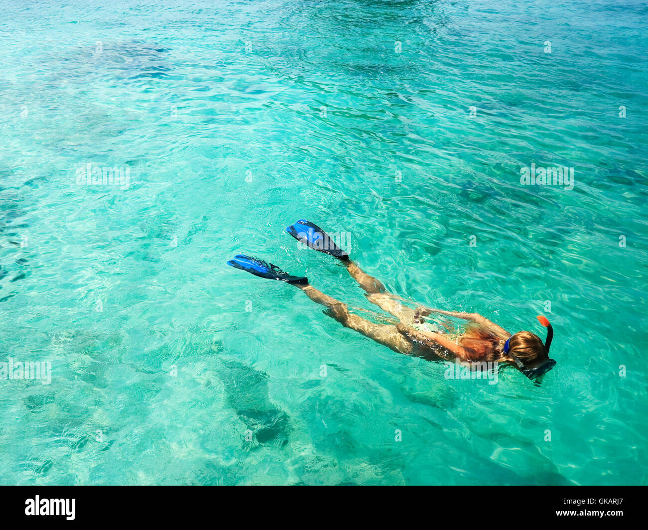 Bikini clad girls hi-res stock photography and images - Alamy
