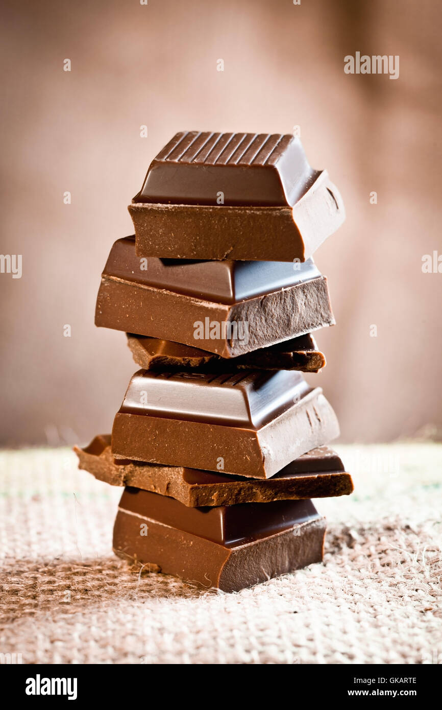 Batch staple stack hi-res stock photography and images - Alamy