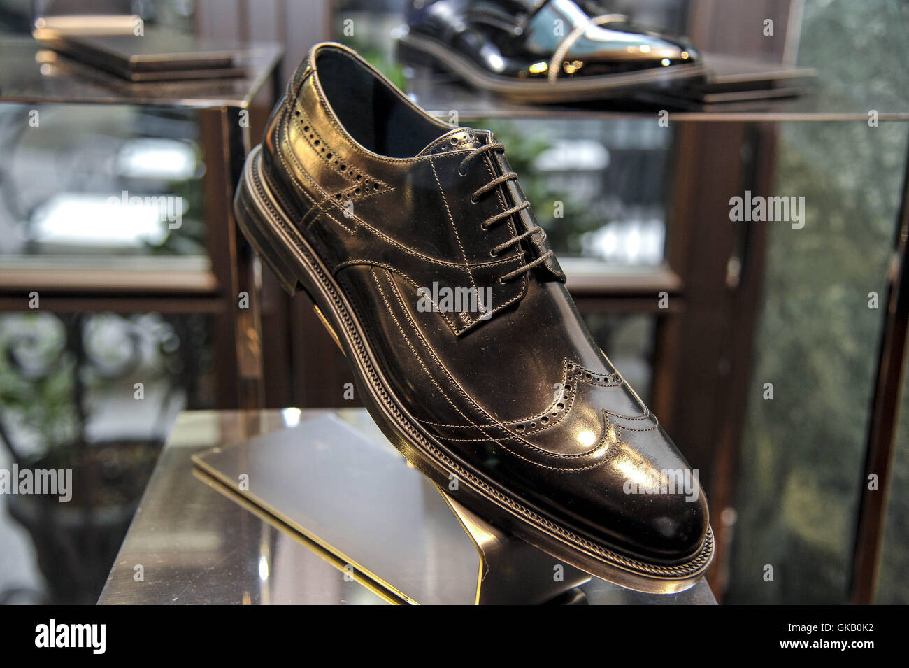 Milan Men's Fashion Week Spring/Summer 2017 - Jimmy Choo Presentations ...