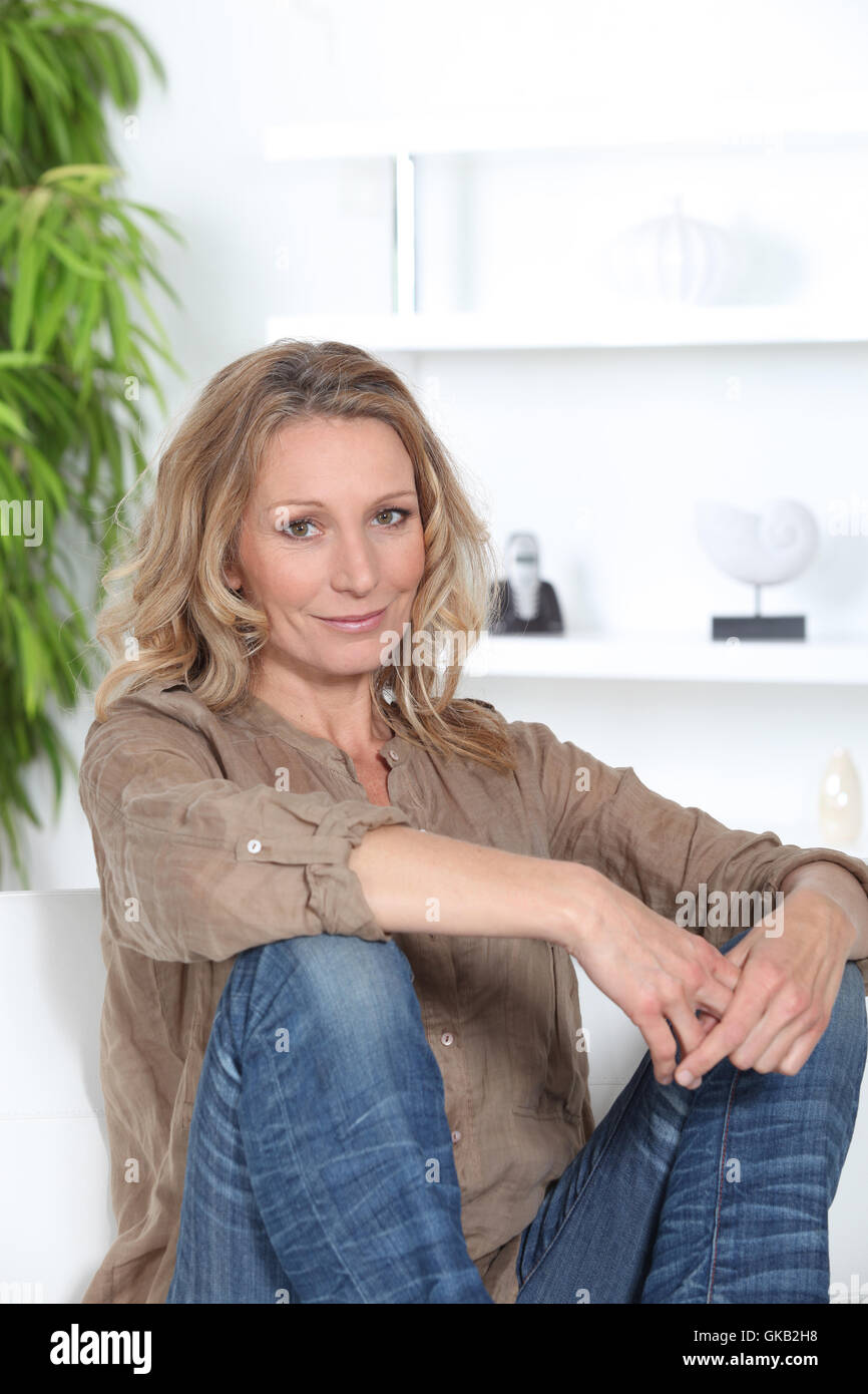 woman legs objects Stock Photo - Alamy