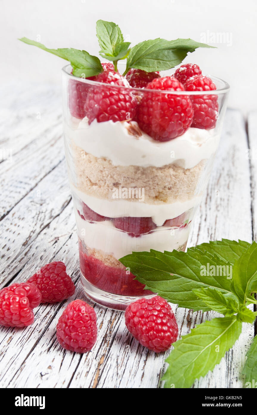 Sommerdessert High Resolution Stock Photography and Images - Alamy