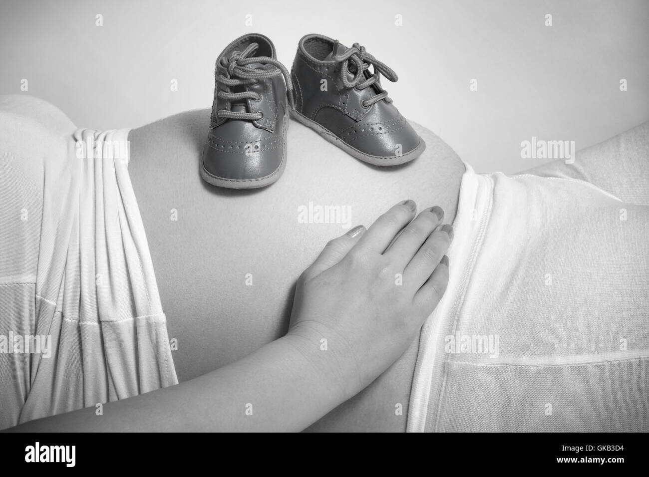 woman wait waiting Stock Photo - Alamy