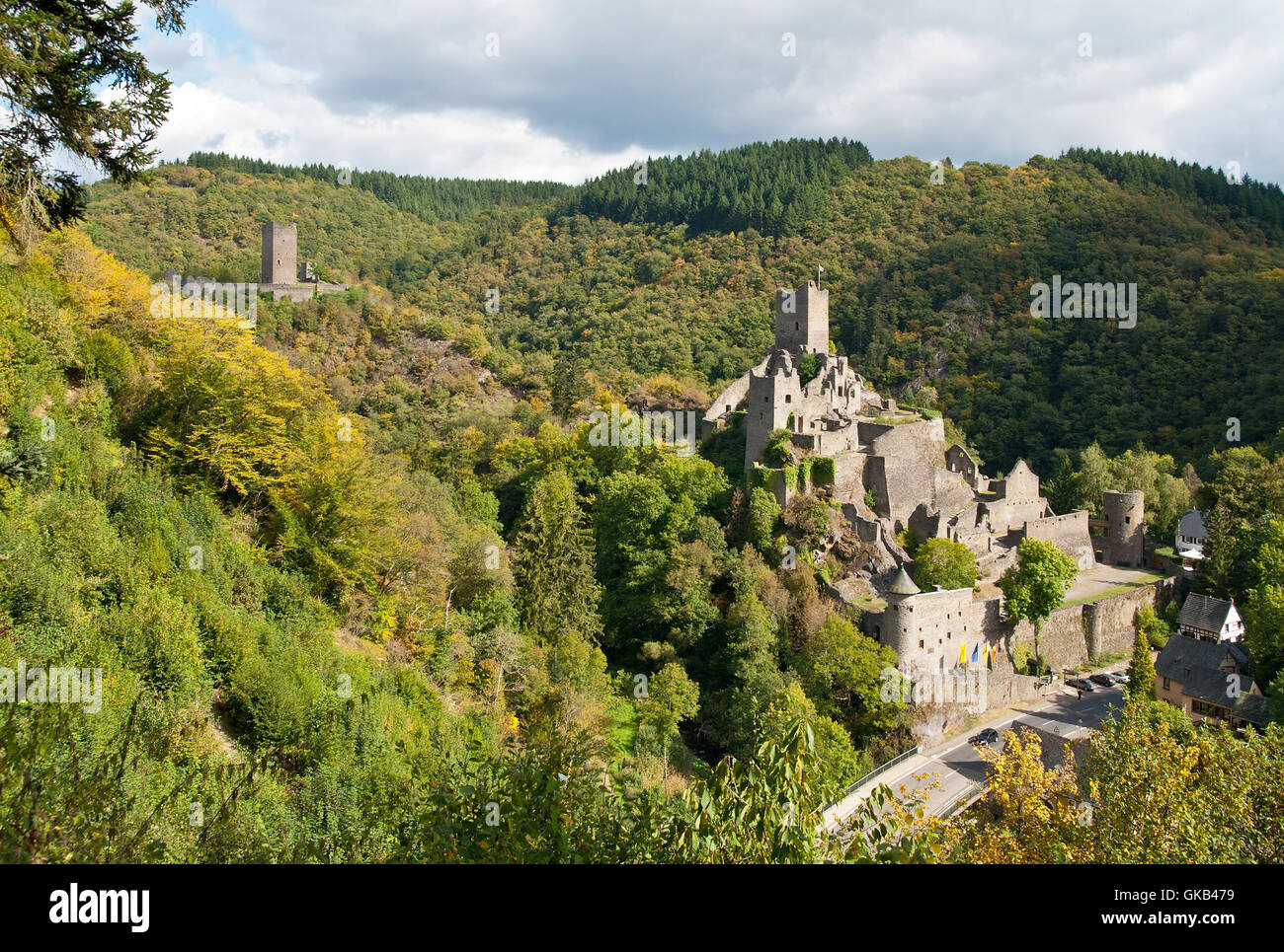 Manderscheid castles hi-res stock photography and images - Alamy