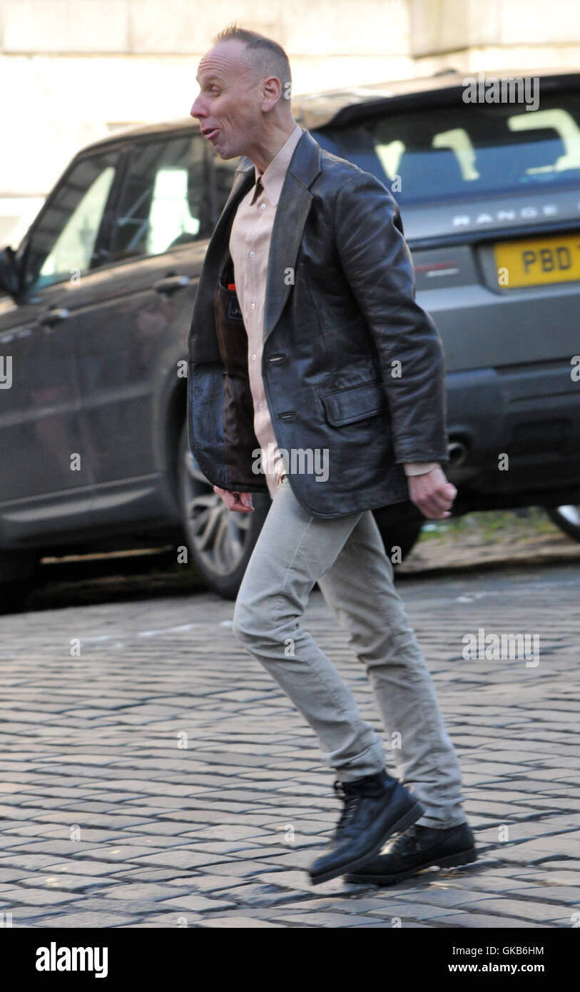 Trainspotting 2 filming in Edinburgh with Ewan Bremner as Daniel 'Spud ...