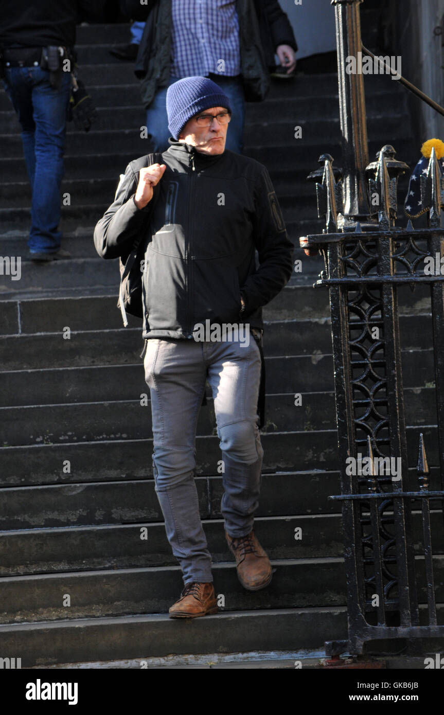 Trainspotting 2 filming in Edinburgh with Ewan Bremner as Daniel 'Spud ...