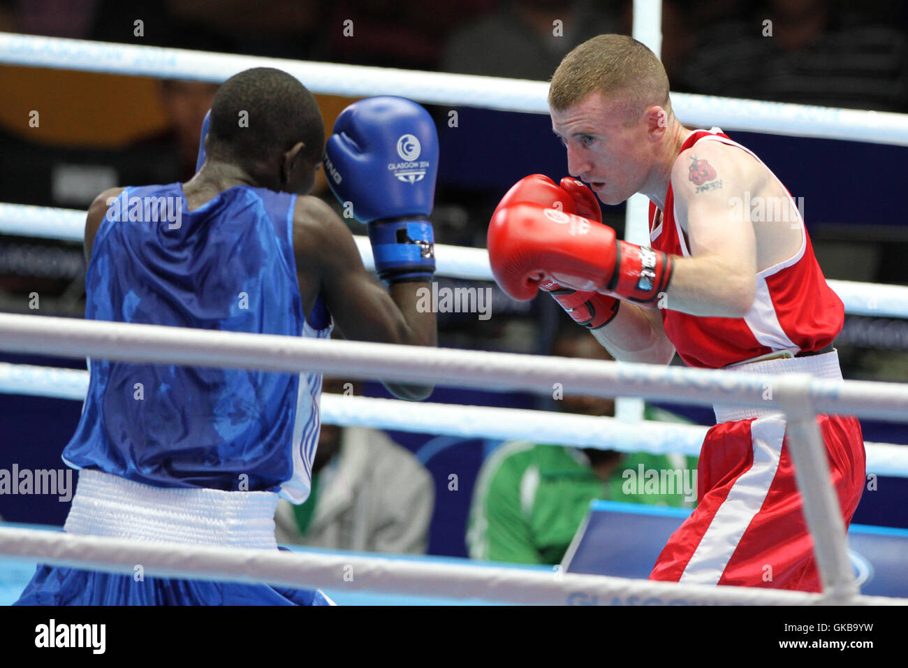 Boxing barnes hi-res stock photography and images - Alamy