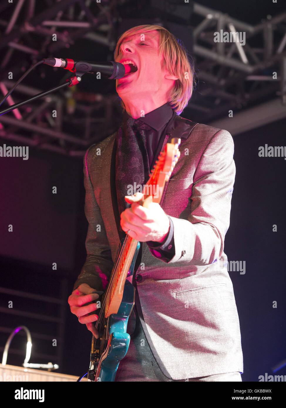 Kula Shaker perform live in concert at The Liquid Room in Edinburgh ...