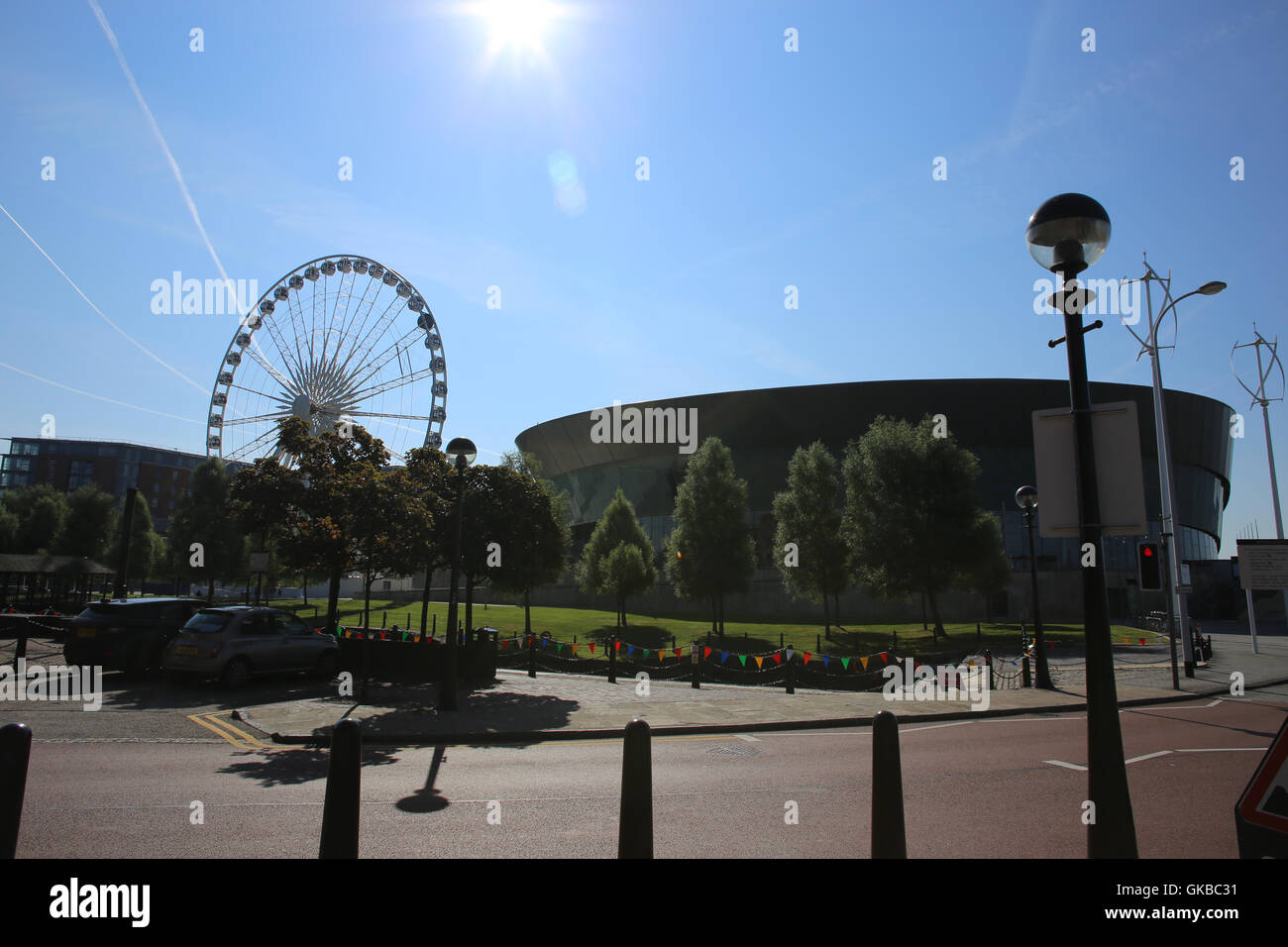 The Liverpool Wheel and Arena, Albert Docks, Liverpool Stock Photo - Alamy