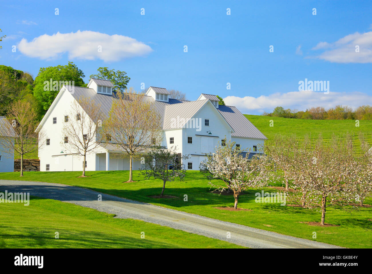 Orchard barn hi-res stock photography and images - Alamy