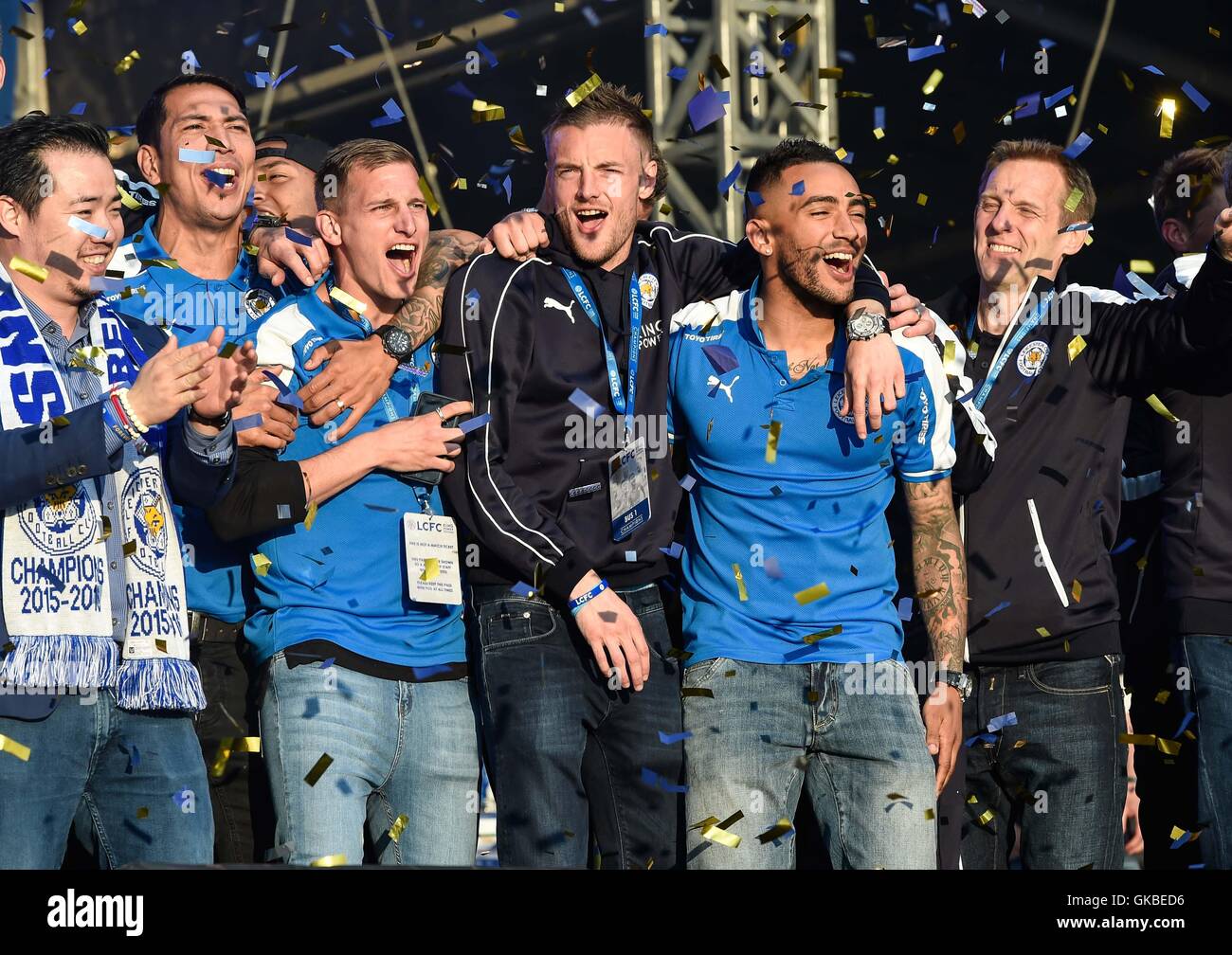 Leicester City FC trophy parade and party in Victoria Park Featuring ...