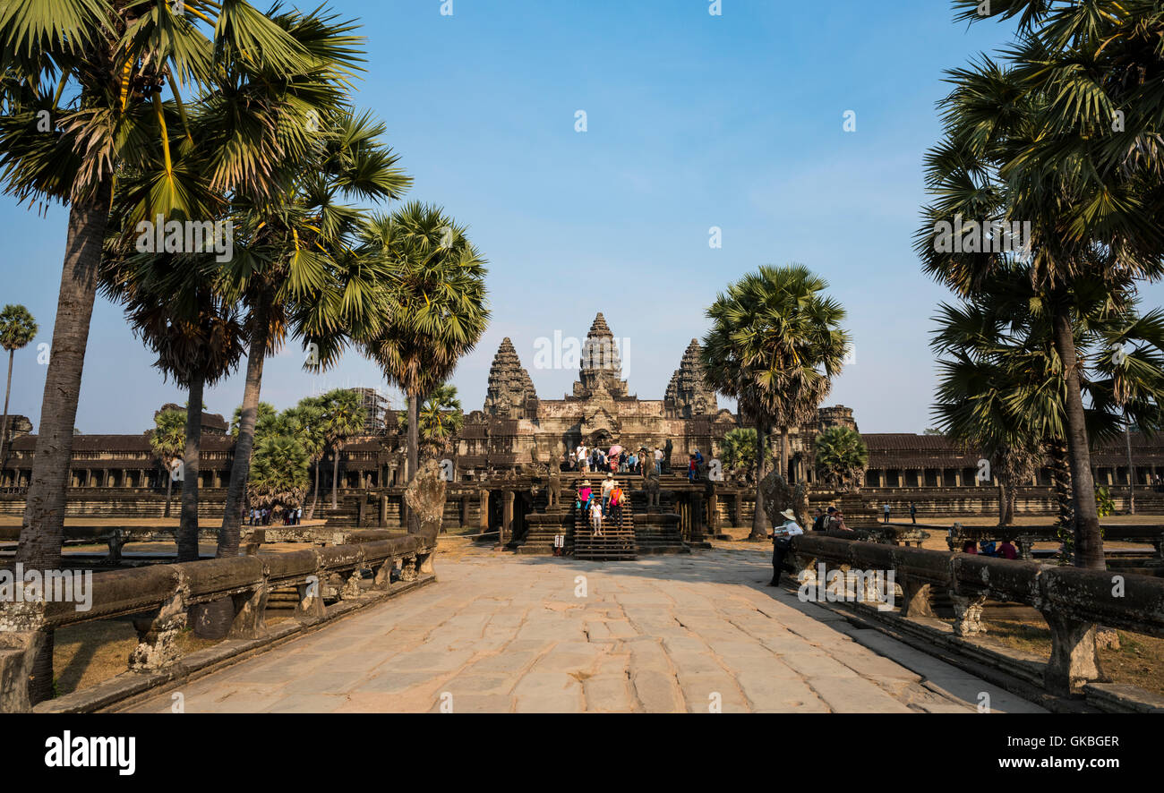 Water View of Angkor Wat Stock Photo - Alamy