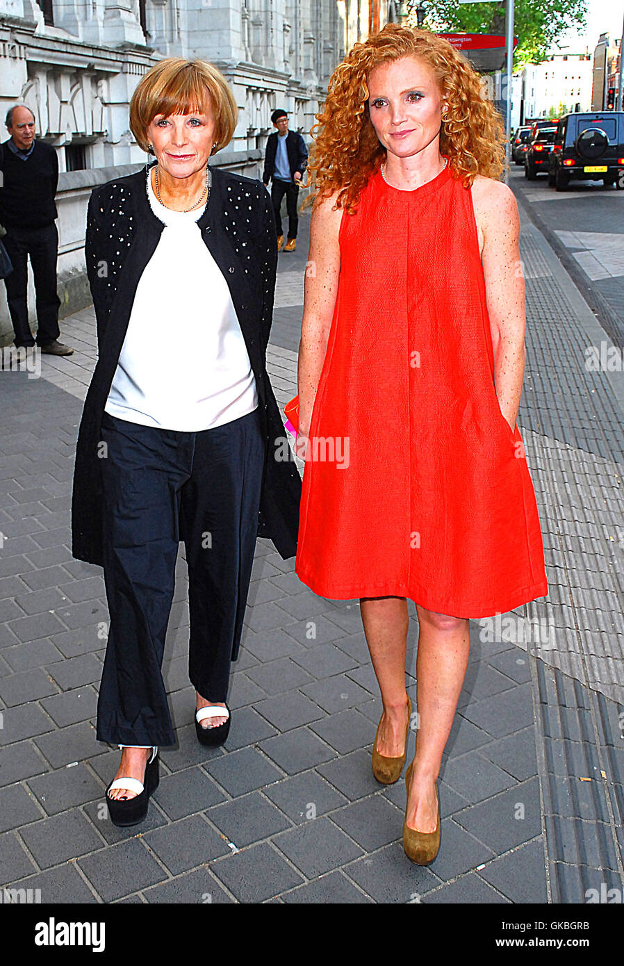 Emma wilson and anne robinson hi-res stock photography and images - Alamy