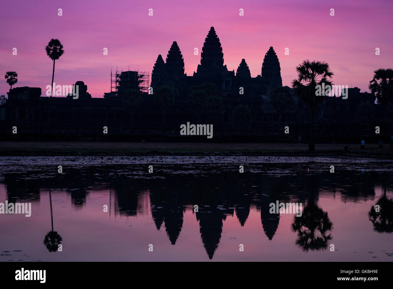 Water View of Angkor Wat Stock Photo - Alamy