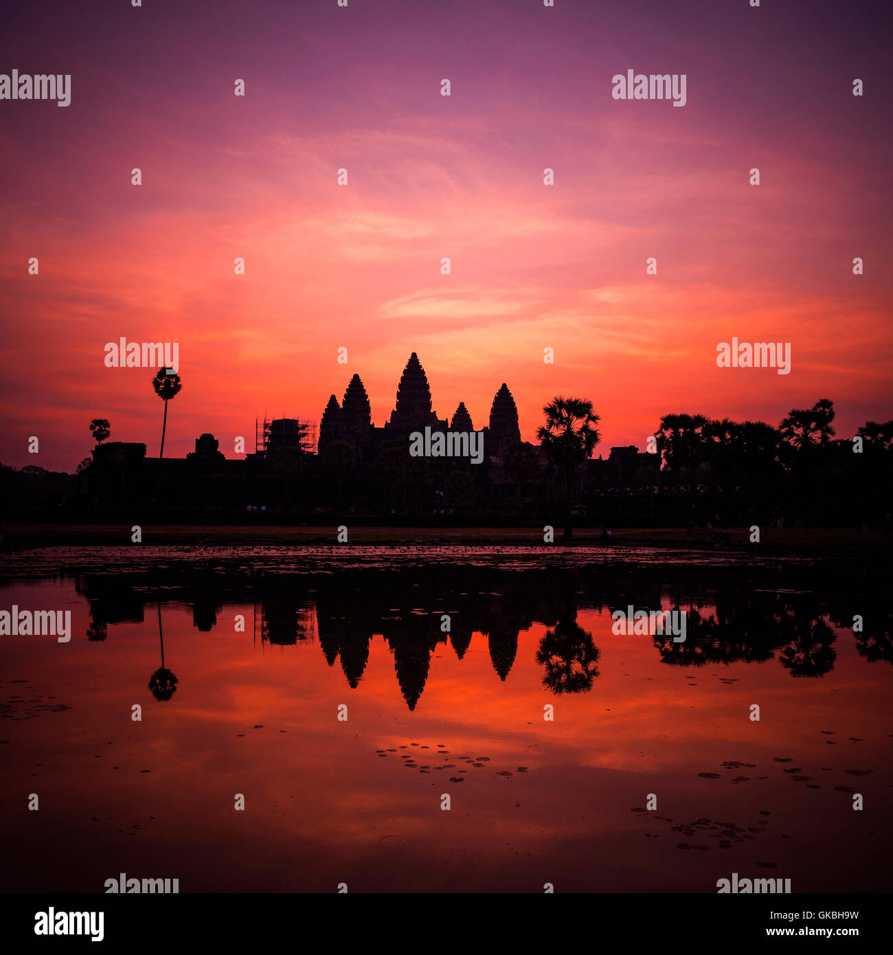 Water View of Angkor Wat Stock Photo - Alamy