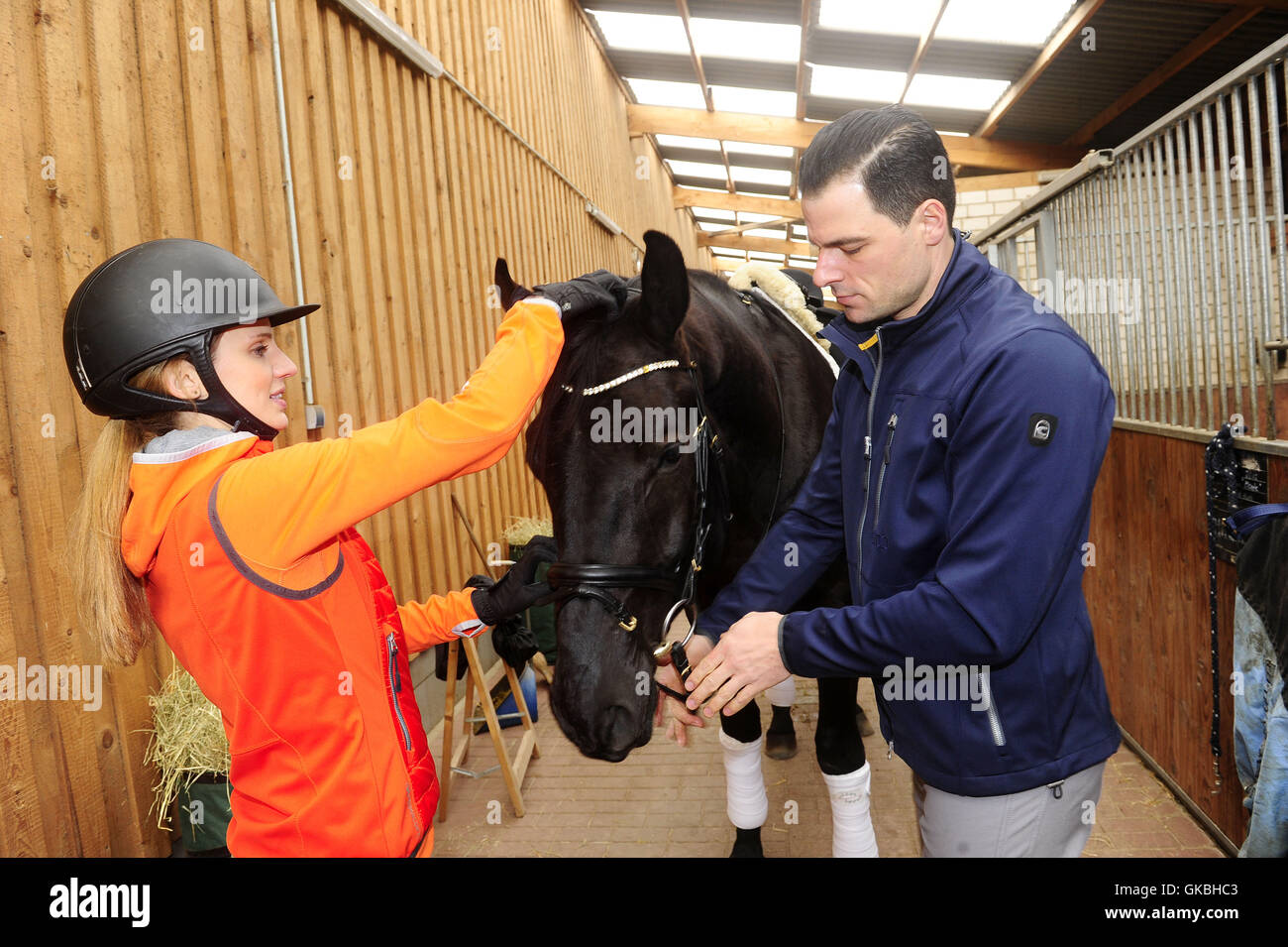 German actors Nora Huetz and Tobias Licht at the equestrian farm ...