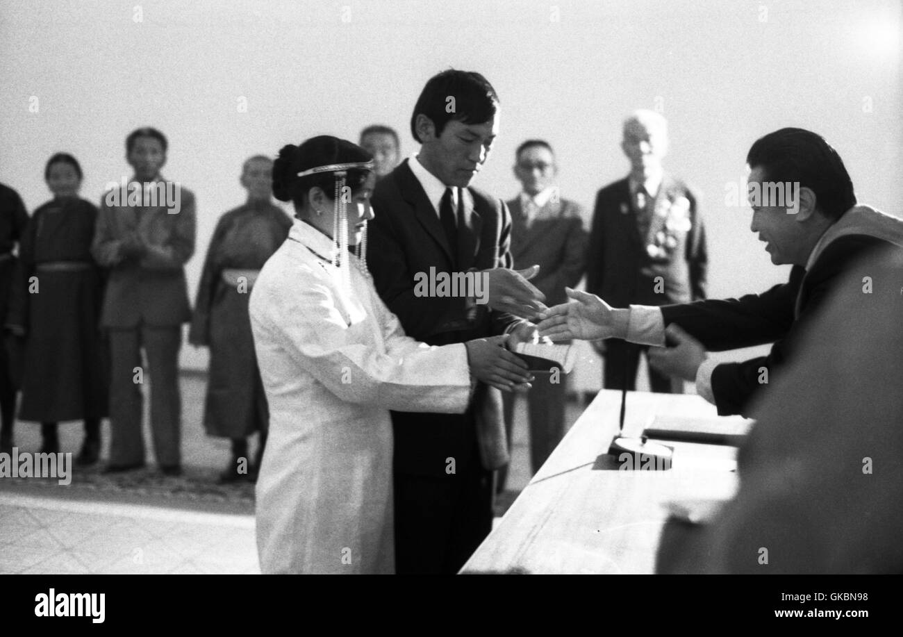 "Faces of Mongolia under communist rule in September 1982" - wedding ...