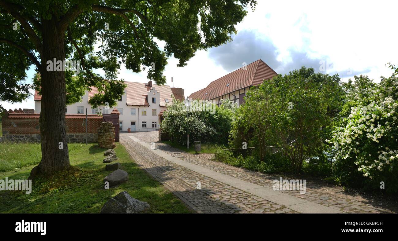 A highlight for tourists is the" Strelitz Seenplatte" as part of the ...