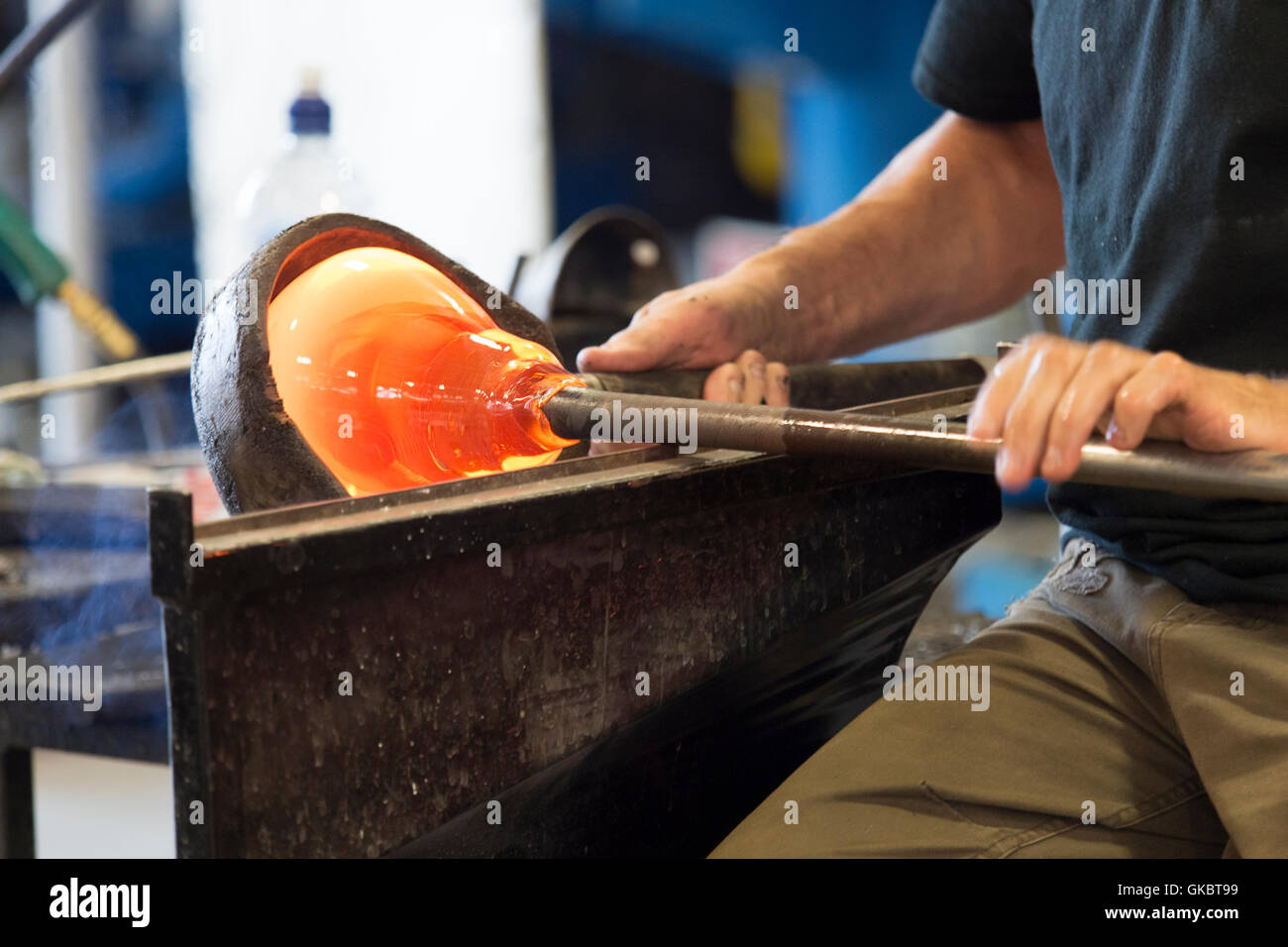 Hot glass hi-res stock photography and images - Alamy